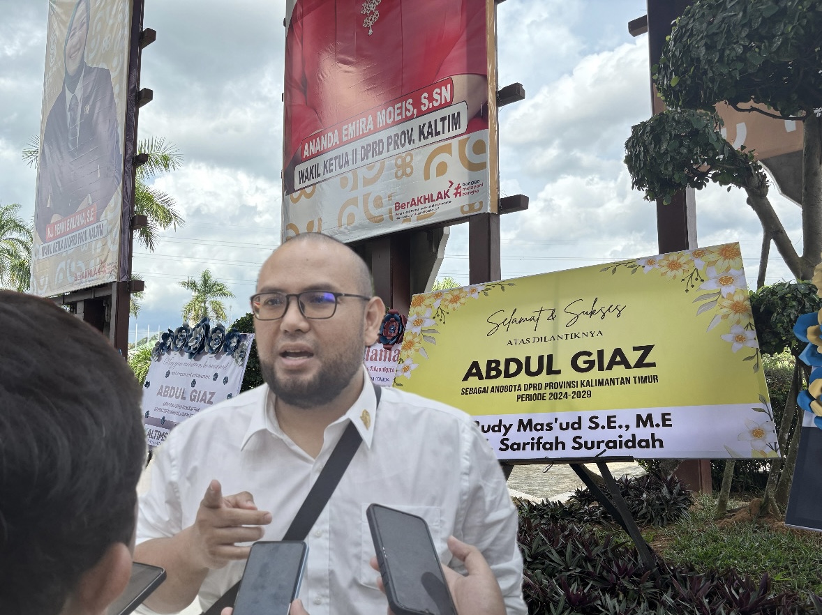 Abdul Giaz Resmi Dilantik Menjadi Anggota DPRD Kaltim, Usai Gantikan ...
